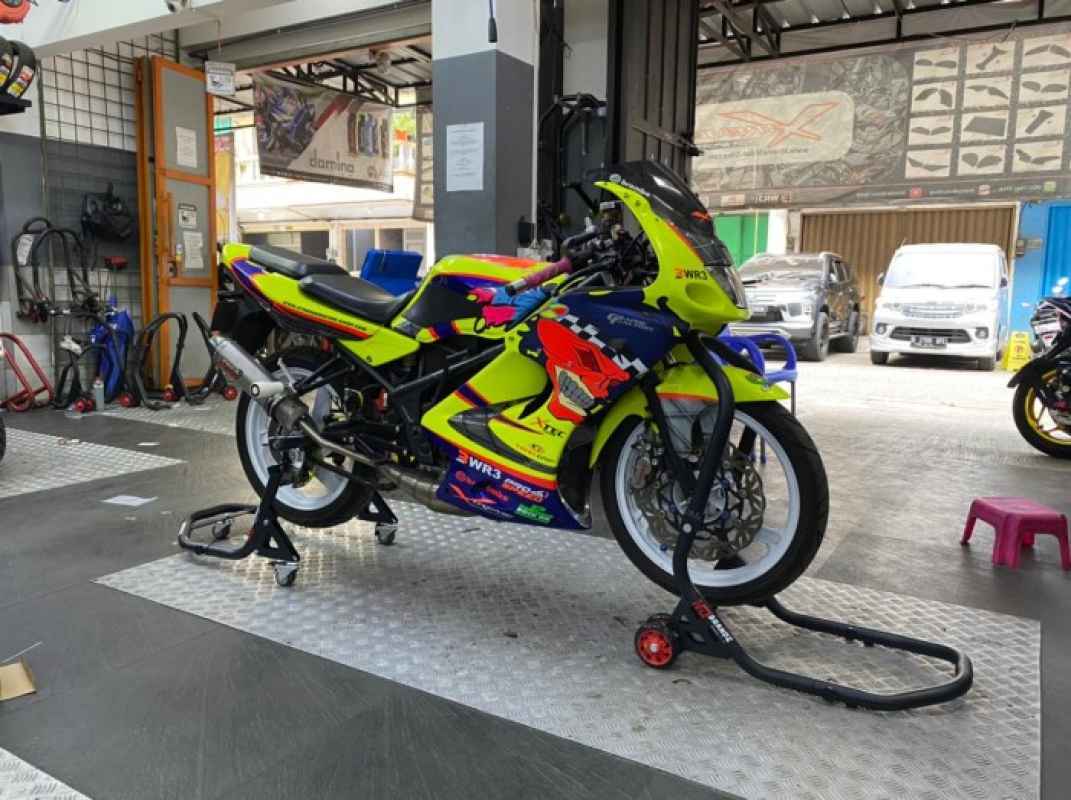 Promo Standart Paddock Depan Headlift No Brandz Universal Ninja 250 Fi ...