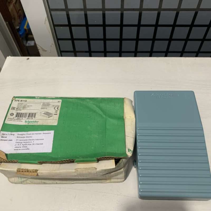 Promo Foot Pedal / Foot Switch Schneider Electric Xpe-m110 Diskon 23% ...