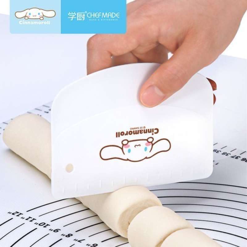Jual Cinnamoroll Plastic Dough Cutter/scraper Pemotong Chefmade ...