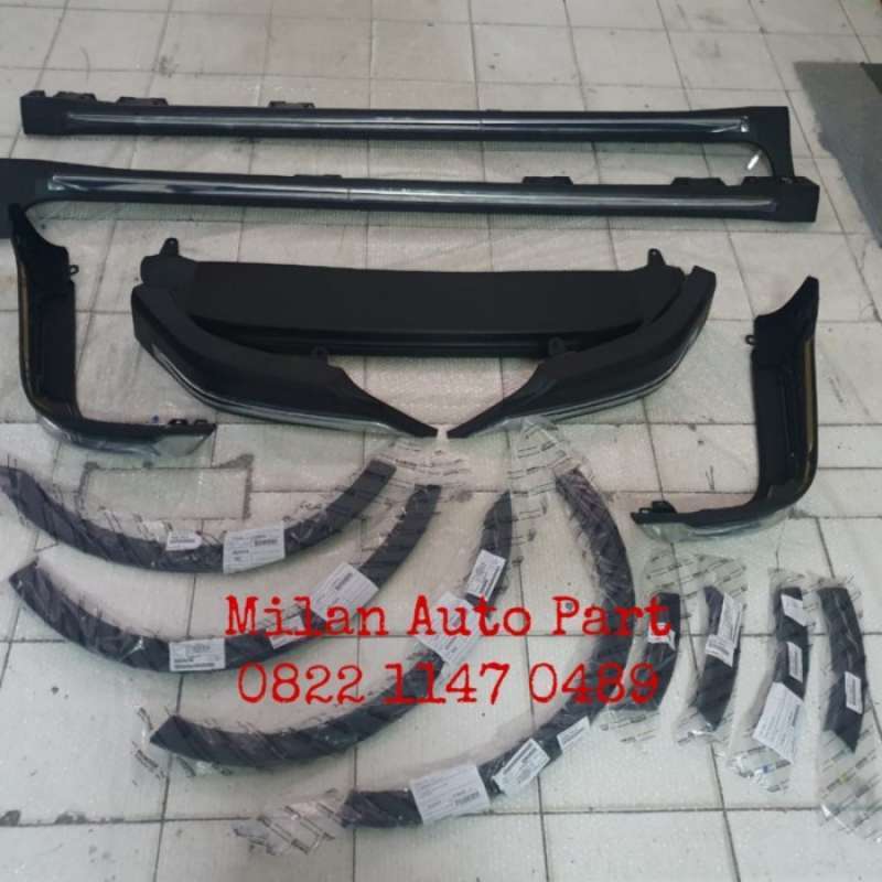 Jual Bodykit Innova Reborn Venturer Original Set 2016-2020/ Body Kit Innova - Dp Pemasangan Di ...