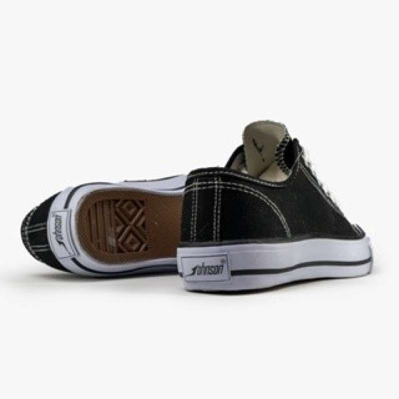 Jual Sepatu Sneakers Johnson Basic Lowcut (lc) Hitam Putih - 37 Di ...