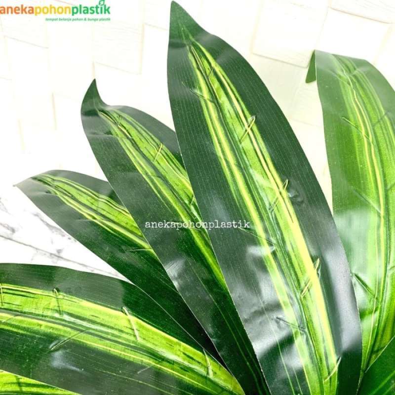 Promo Pohon Daun Pandan Bali Artificial Hijau Pot Ulir Plastik Putih ...