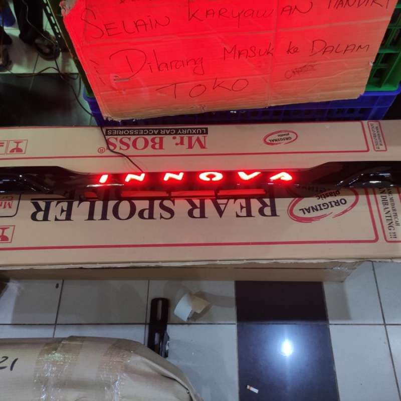 Promo Trunklid Lampu Grand Innova 2014-2015 Model Ganti Trunk Lid Inova ...