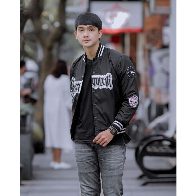 Promo Jaket Pria Varsity Baseball Jacket Bomber Varsity Distro Original ...