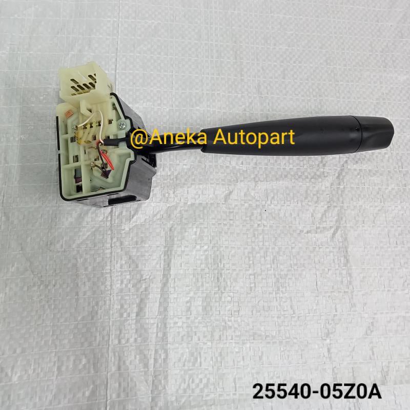 Jual Switch Combination / 25540-05z0a / Cwb6b Genuine / Nissan Quester ...