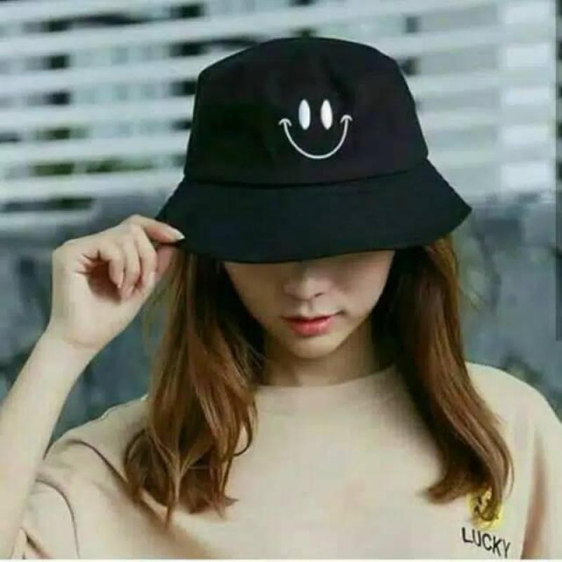 Jual Topi Bucket Hat Smiley / Topi Bolak Balik Smile / Bucket Hat Korea - 110 Htm Cream Di ...