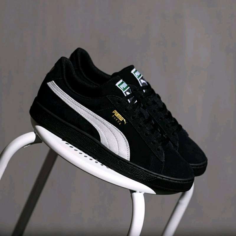 Promo sepatu pria Puma Suede black white Sole black original Diskon 50% ...