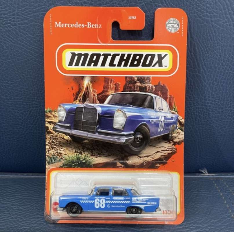 Promo Matchbox mercedes benz 220 se biru Diskon 23% di Seller Pasaraya ...