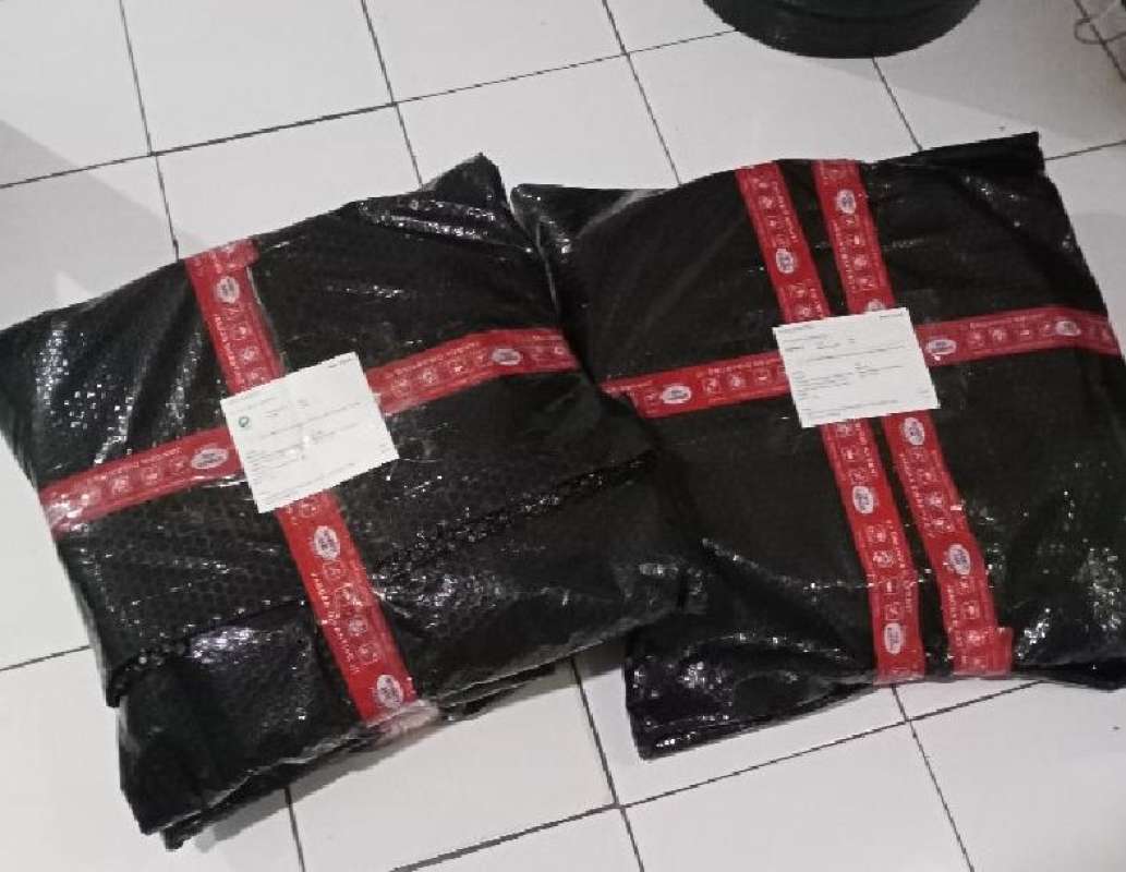 Jual Bubble Wrap Hitam 1 Roll 1.25m X 50m Murah Premium Bubblewrap ...