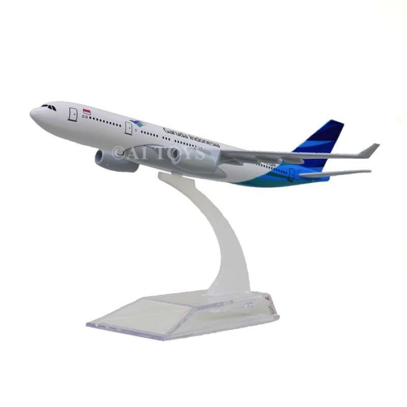 Promo Diecast Pesawat Garuda Indonesia Airbus A330-300 15 cm 1:400 ...