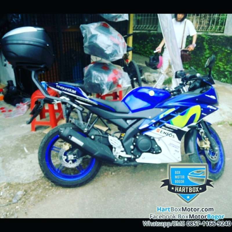 Promo Yamaha R15 Bracket Hr3 Original Givi Top Box Kmi 901 Hitam Diskon ...