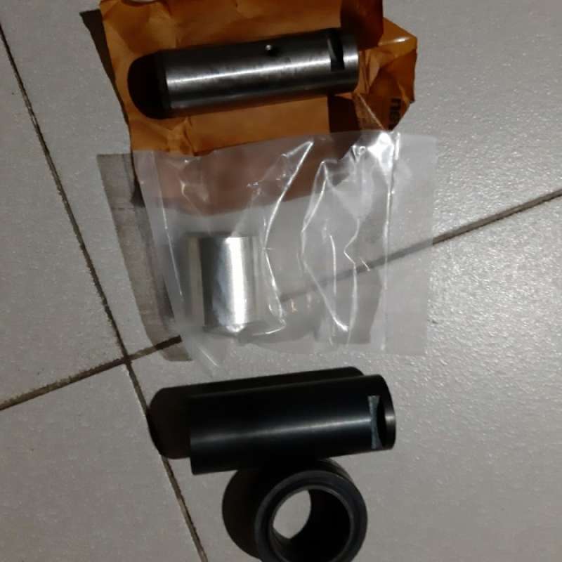Promo BUSHING PIN SET TILT CYLINDER FORKLIFT TCM FD20-30 SERI Z ...