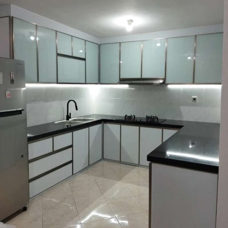 Jual Kitchen Set Aluminium Kombinasi 2 Warna Acp + Glasstone White Di Seller Plaza Ambarukmo ...