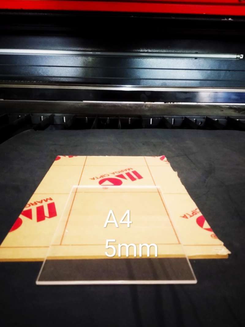 Jual Acrylic /akrilik lembaran 5mm / bening Ukuran A4/mika bening ...