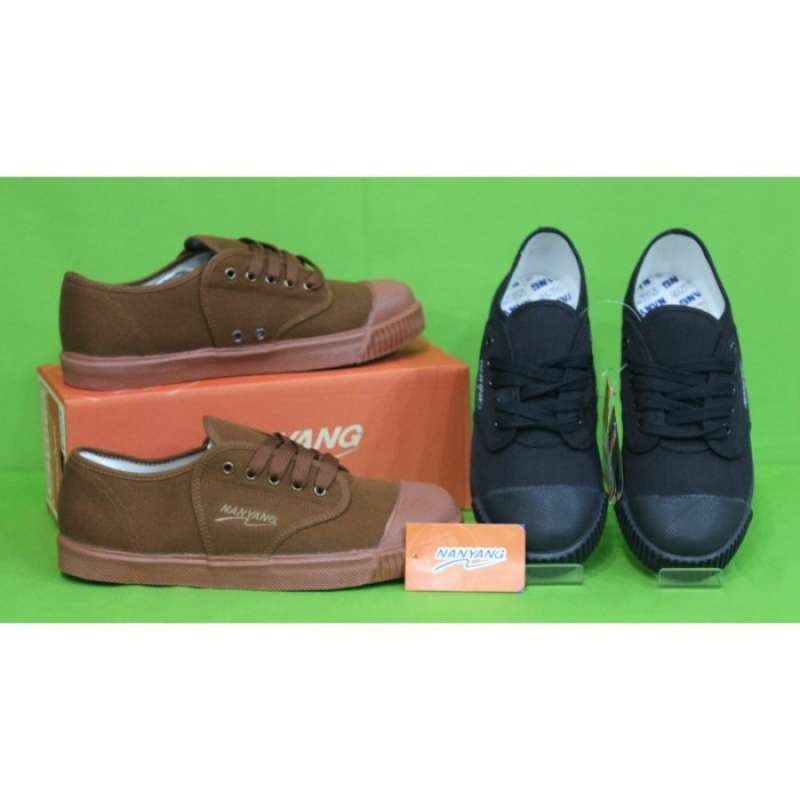 Jual Sepatu Sepak Takraw Nanyang Original Thailand - 43 PUTIH di Seller ...