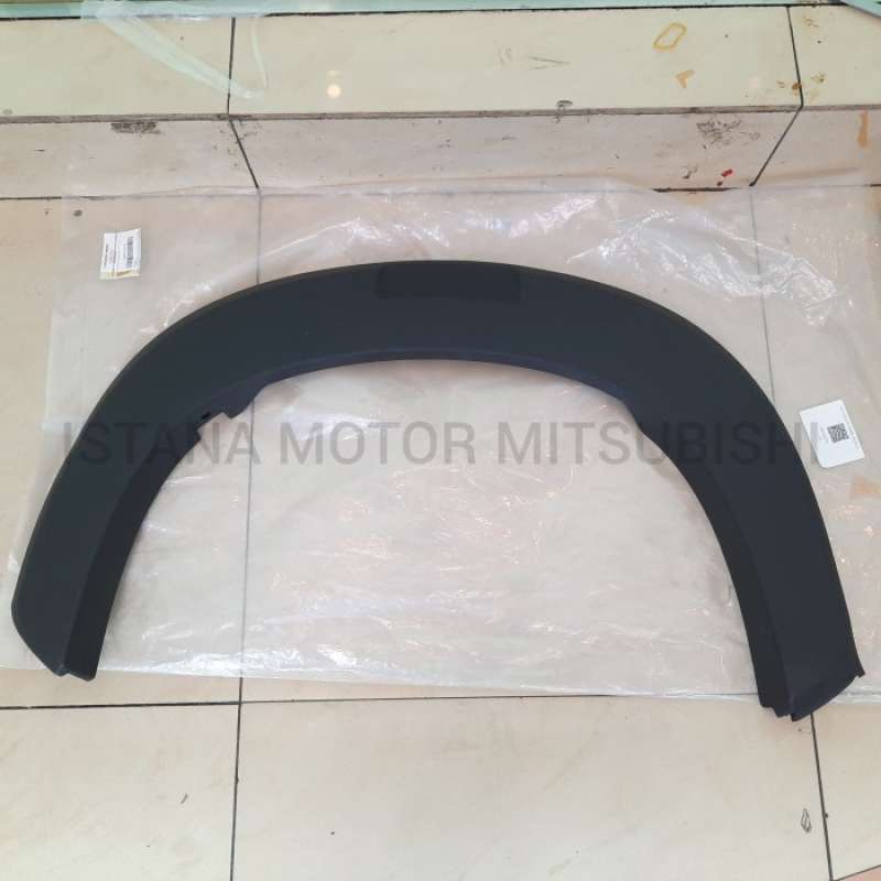 Promo PROMO - GARNISH SPOILER SPAKBOR FENDER DEPAN ASLI MITSUBISHI ...