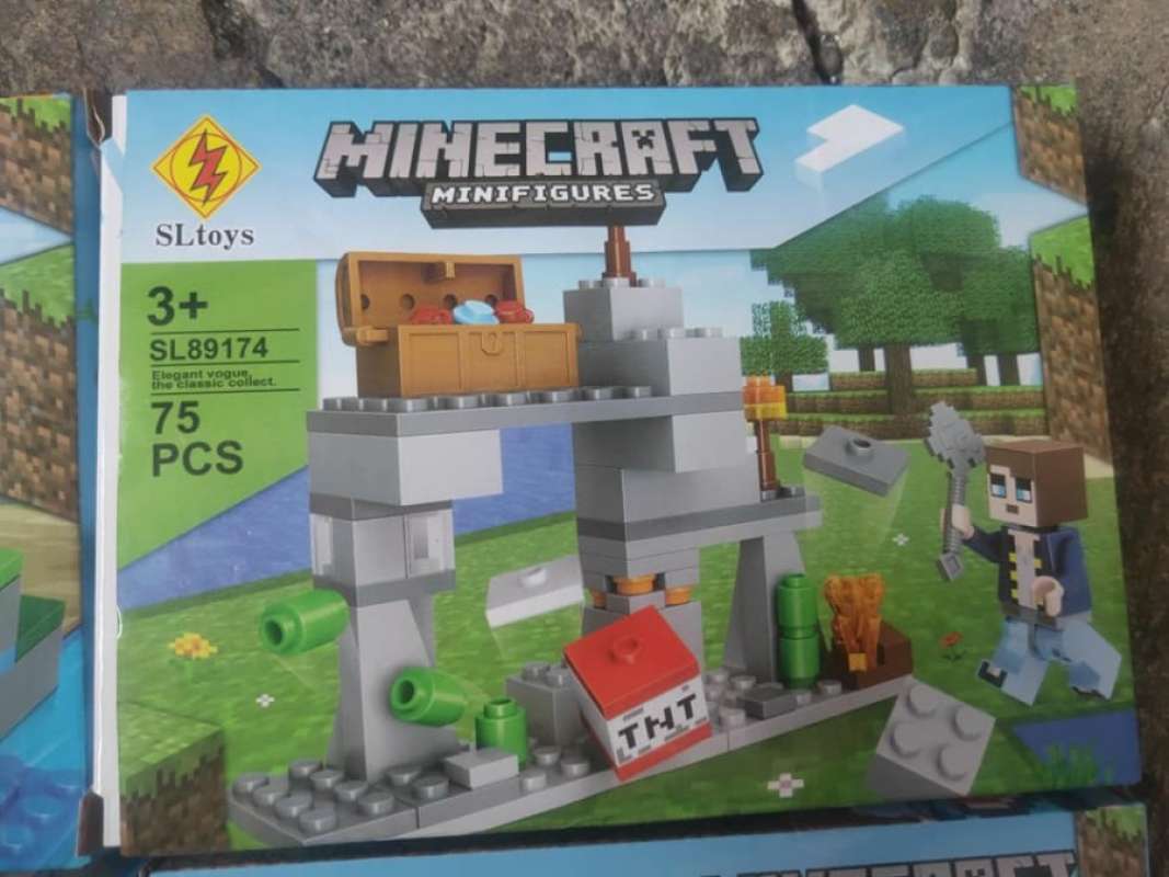 Promo Mainan Balok Minecraft Bricks Blocks isi 4 box Diskon 22% di ...