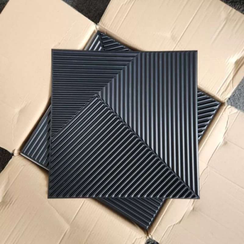 Jual wallpaper dinding wall panel 3D PVC hitam putih dekorasi ruang ...