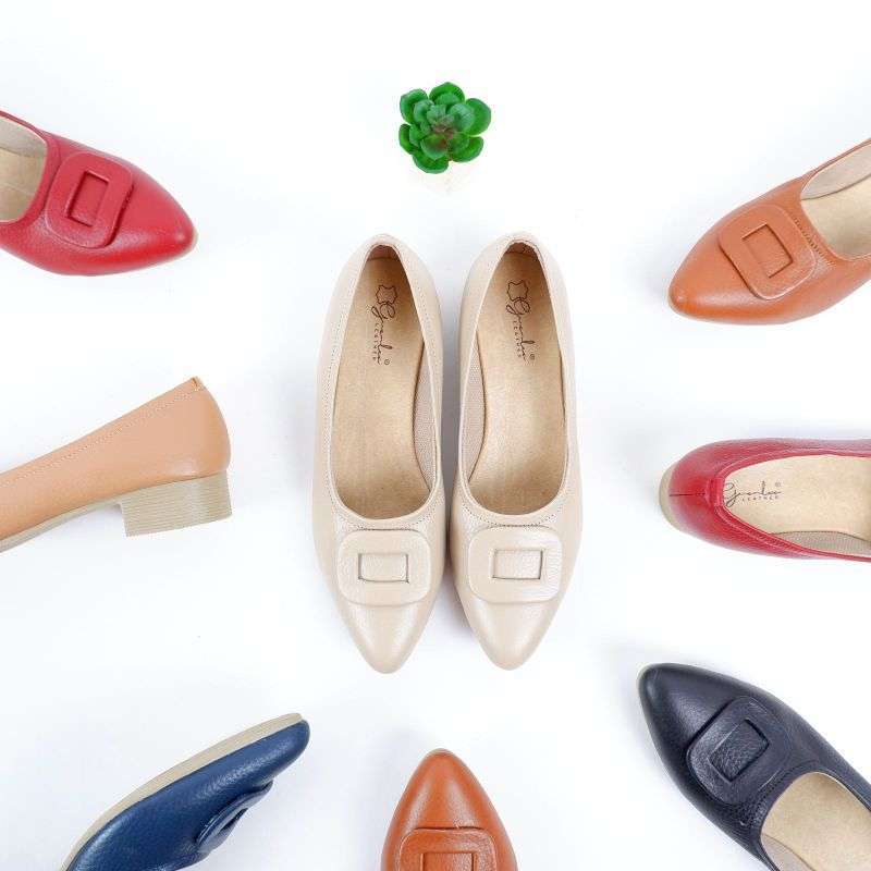 Promo Wolfs Sepatu Wedges Kulit Sapi Karrie Series - Tan 36 Diskon 32% ...