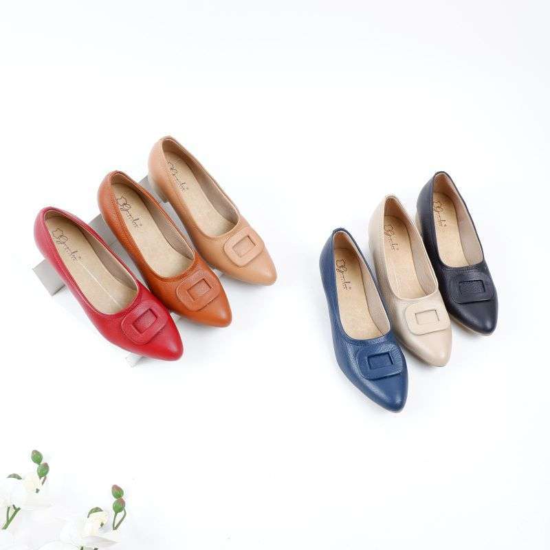 Promo Wolfs Sepatu Wedges Kulit Sapi Karrie Series - Tan 36 Diskon 32% ...