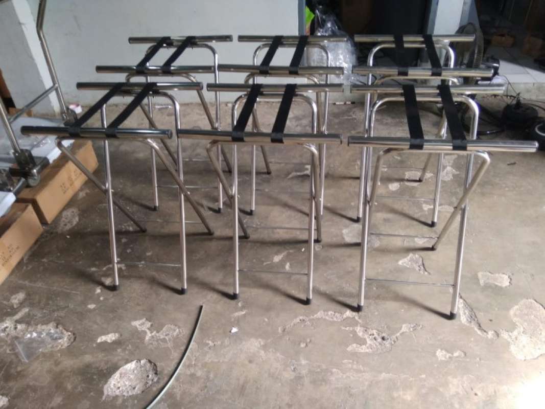 Promo Rak Tempat Koper / Folding Luggage Lgr-101 / Mutu Diskon 9% Di ...