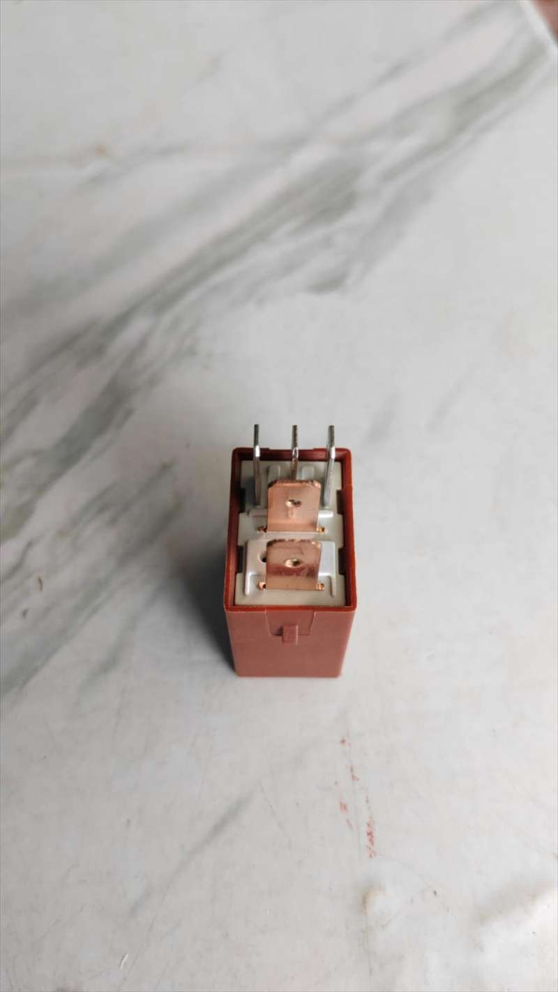 Jual Relay Lampu Avanza Denso 12v Kaki 5 Coklat Original 156700-1700 Di ...