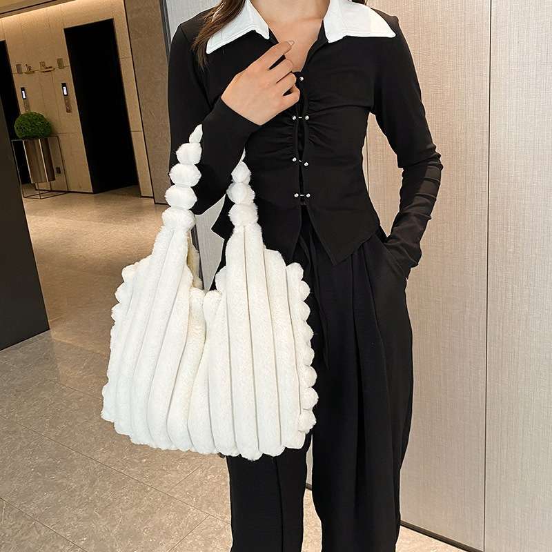 Jual Foxy - Plush Korean Bag Tas Puff Totebag Bulu Tebal Di Seller ...