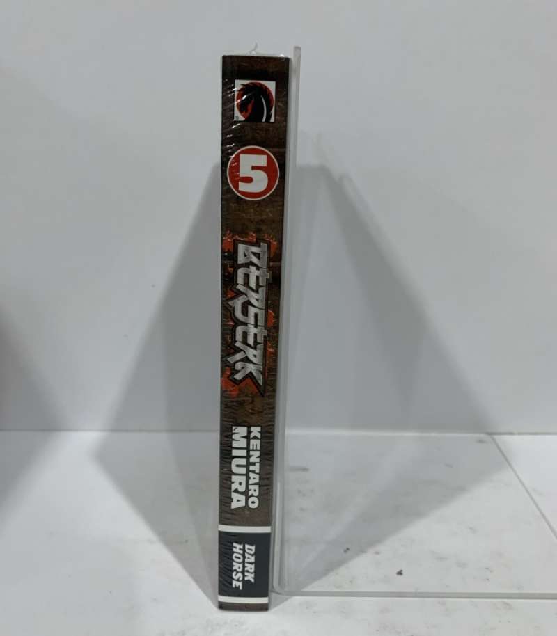 Promo Berserk Vol 5 Kentaro Miura Dark Horse Komik English Manga Diskon ...