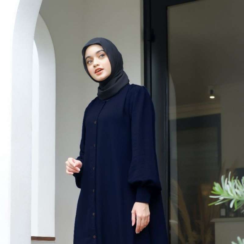 Jual Dress Hitam Polos Kekinian Terbaru - Harga Promo Mei 2024 | Blibli