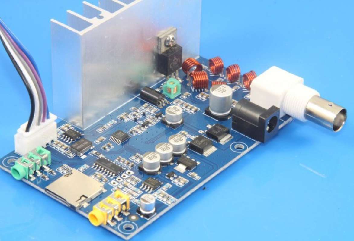 Jual Kit Pemancar Fm Stereo 5 Watt Pll Lcd 76 - 108 Mhz + Mp3 Player Di ...