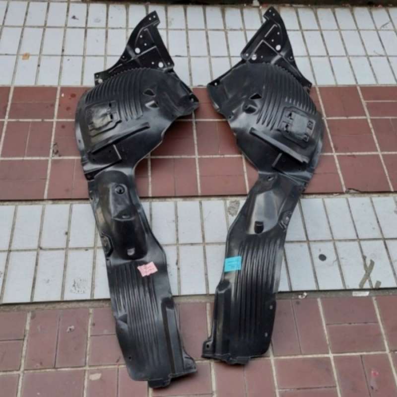 Promo Liner Inner Fender Shield Set Mitsubishi Xpander Expander Cross ...