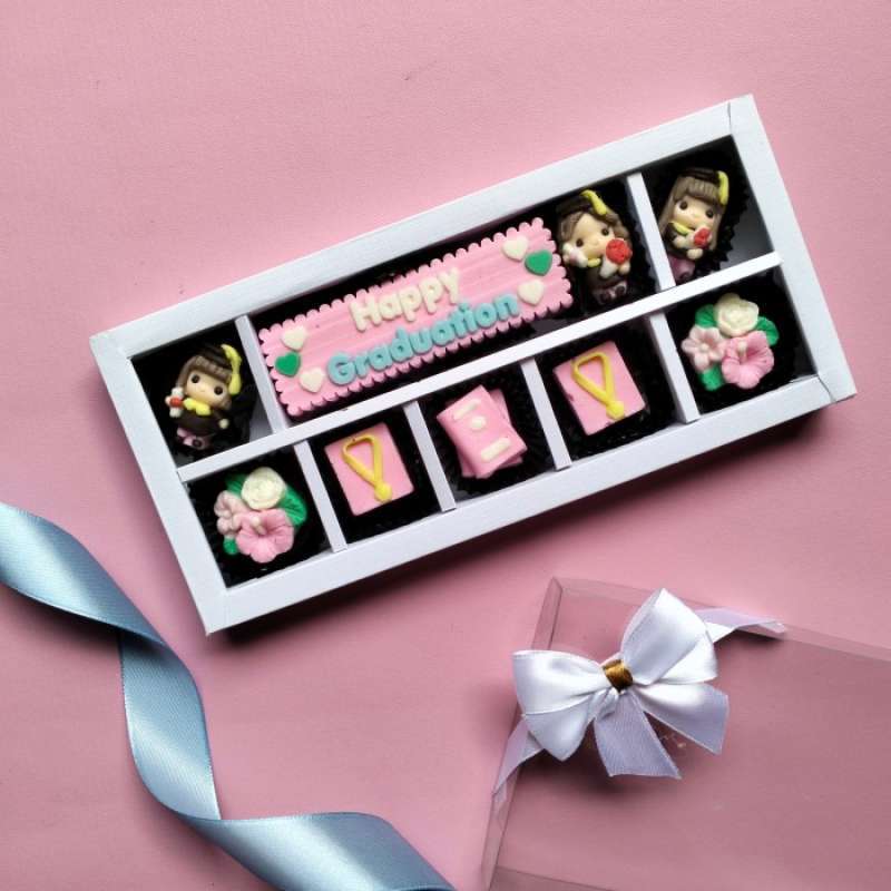 Jual Coklat Hadiah Souvenir Wisuda Happy Graduation Ulang Tahun Di ...
