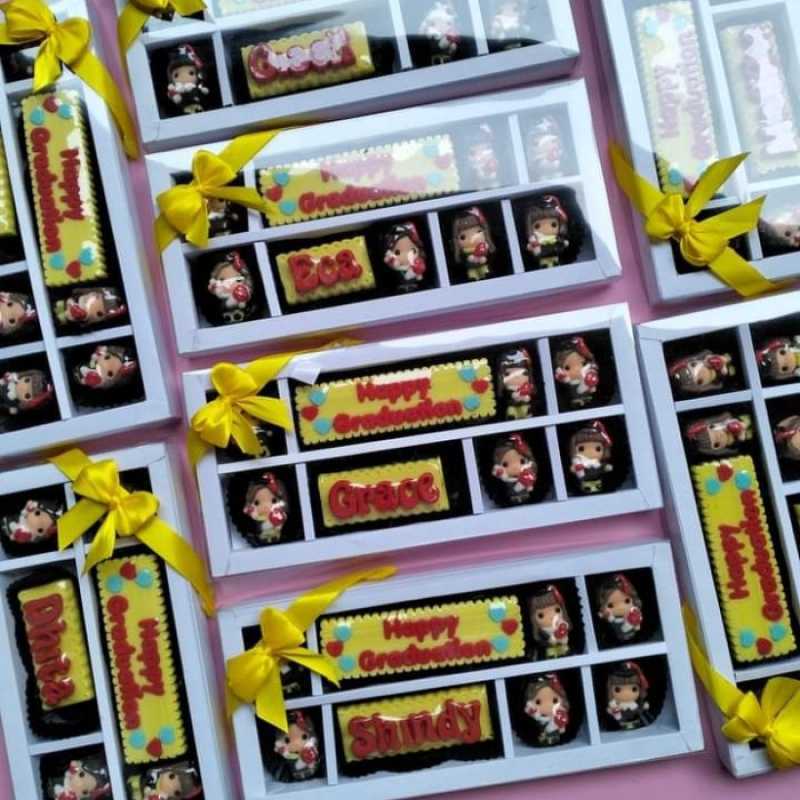 Jual Coklat Hadiah Souvenir Wisuda Happy Graduation Ulang Tahun Di ...