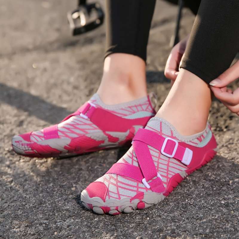 Promo Wolf Sepatu Poundfit Senam Sepatu Tracking Sepatu Pantai Hiking ...