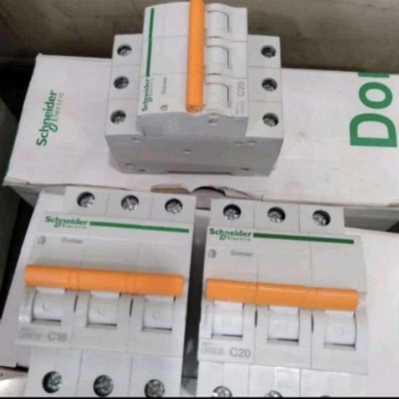 Jual Mcb Schneider Domae 3p 6a,10a,16a & 20a Original Domae 3 Phase Di Seller Aghanim ...