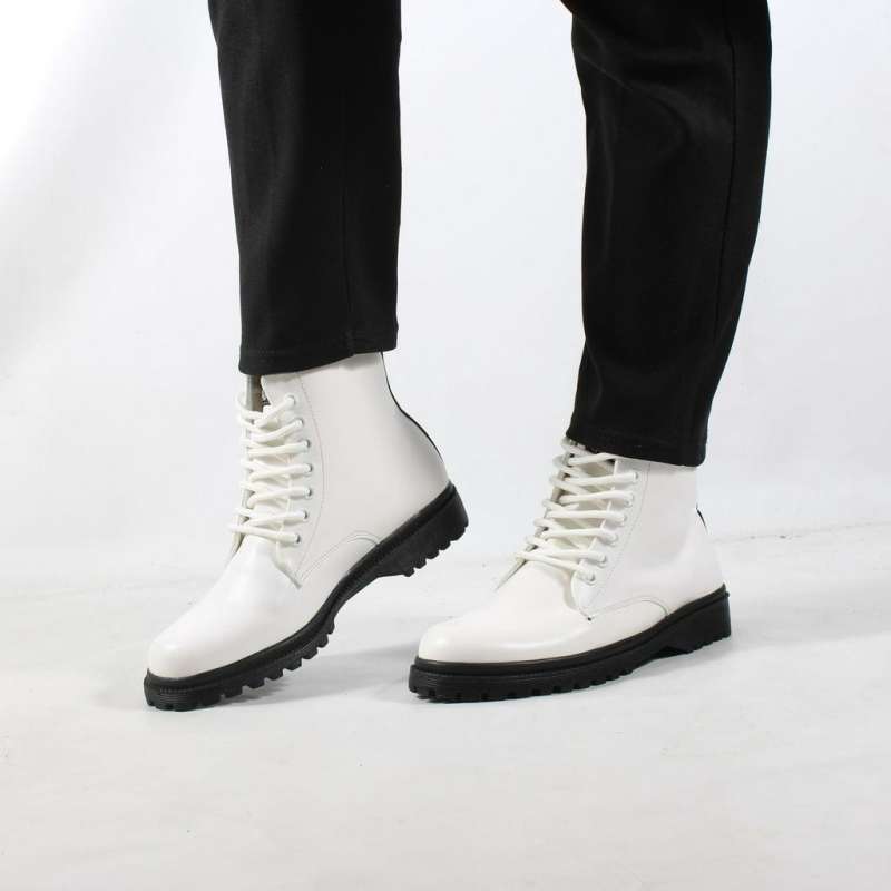 Promo Garage - Sepatu Boots Wanita Terbaru V 3387 Sneaker Wanita Kerja ...