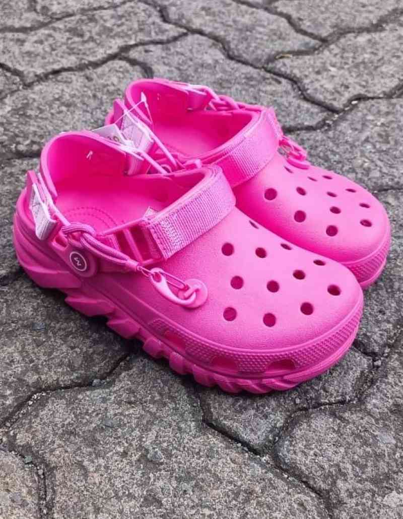 Jual Crocs Duet Max Clog X Post Malone - Black Pink 37 Di Seller Winter ...