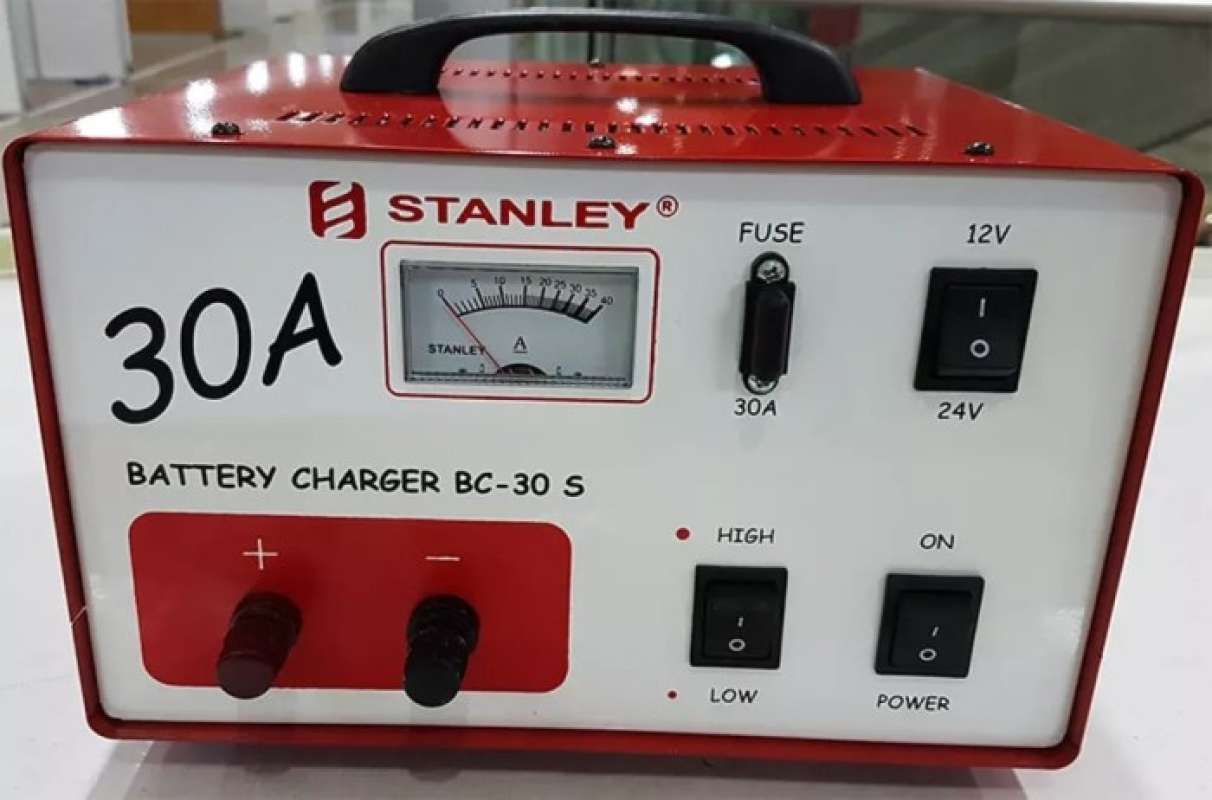 Promo Charger Aki Accu Stanley 30a 12v 24v Battery Cas Dual Voltage 12 ...