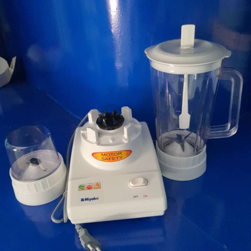 Promo Terbaik Blender Miyako Bl 101 Pl. Plastik Isi 2 Set. New Diskon ...