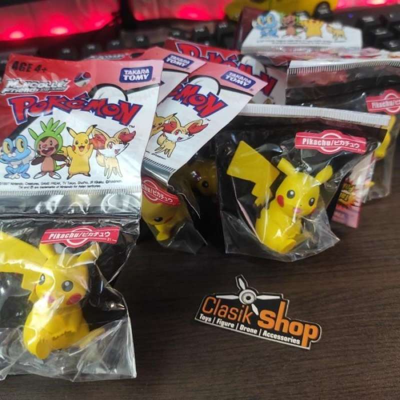 Jual Takara Tomy Pokemon Figure - Pikachu ( Sit Pose ) original di ...