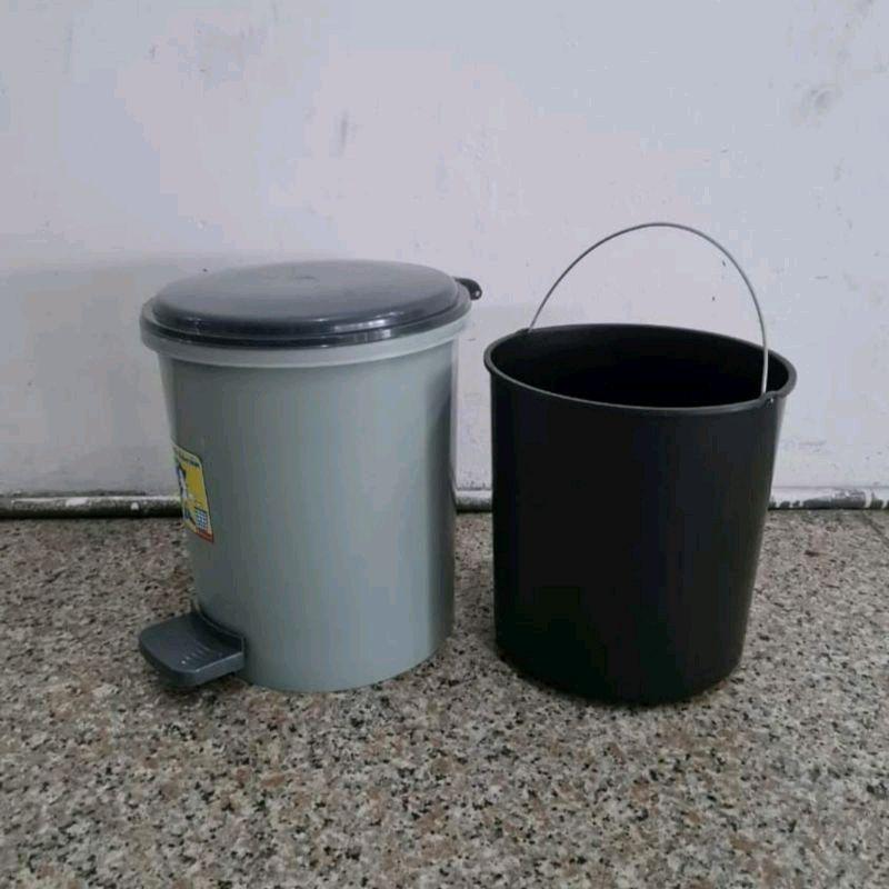 Promo Tempat Sampah Injak 10 Liter / Tempat Sampah 10l Dengan Pedal & Ember Diskon 8% Di Seller ...