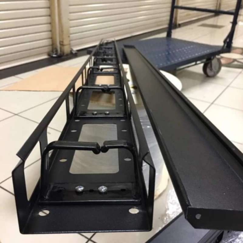 Promo Vertical Wire Management 42u Cable Duct Metal 42u 45u Diskon 23% ...