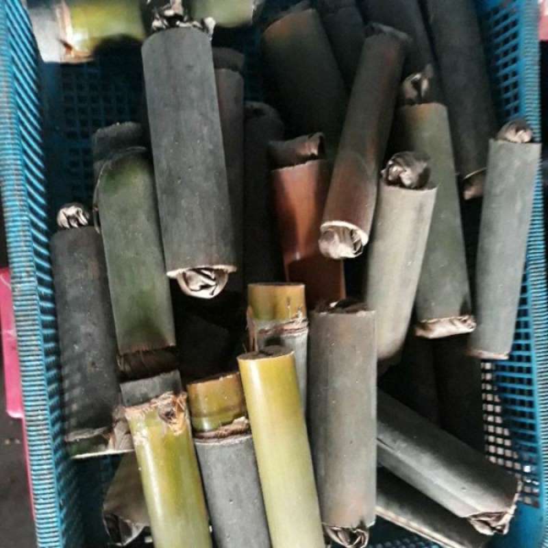 Promo Populer Ulat Bambu Ulat Bumbung Isi 10, Untuk Pakan Ternak BURUNG ...