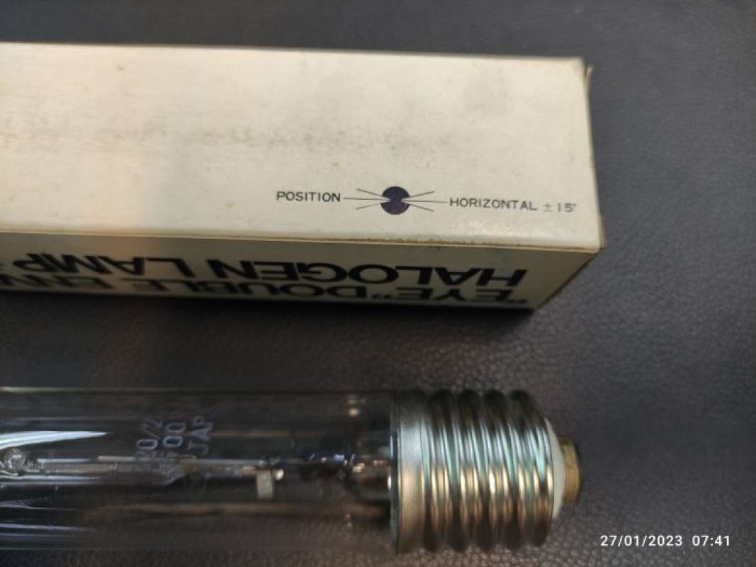 Promo Bohlam Lampu Halogen 500 W 220v 230v E40 Merk Eye Iwasaki Jt500w ...