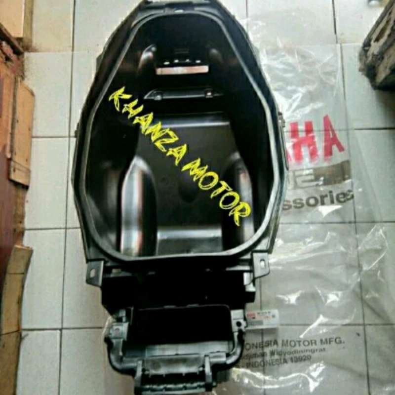 Promo Box Bagasi Yamaha Aerox 155 Original Diskon 23% Di Seller Fustore ...