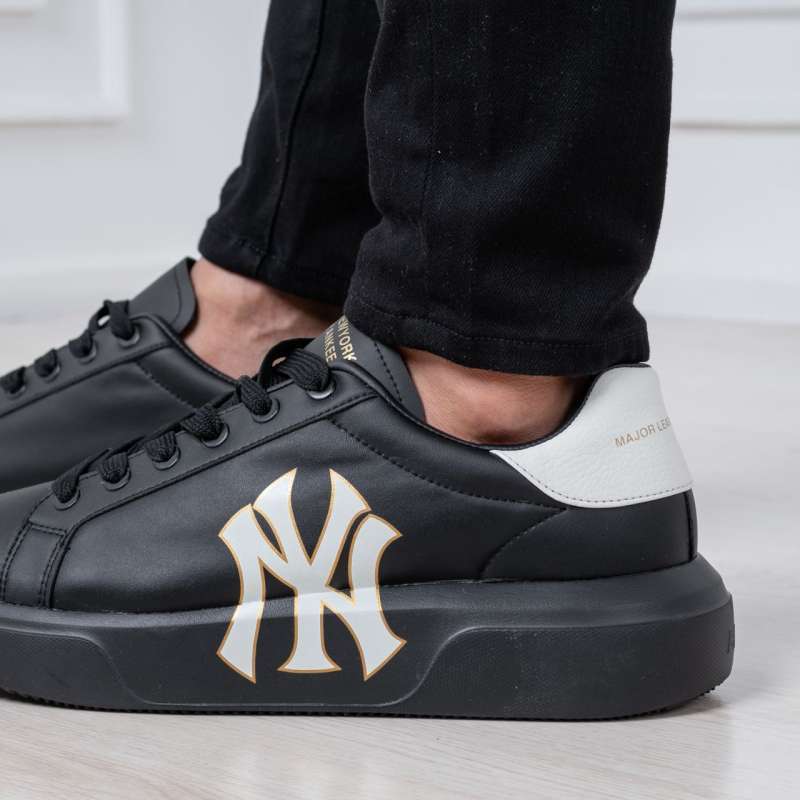 Jual MLB NY Chunky Classic Sneakers Black - Black 42.5 di Seller voila ...