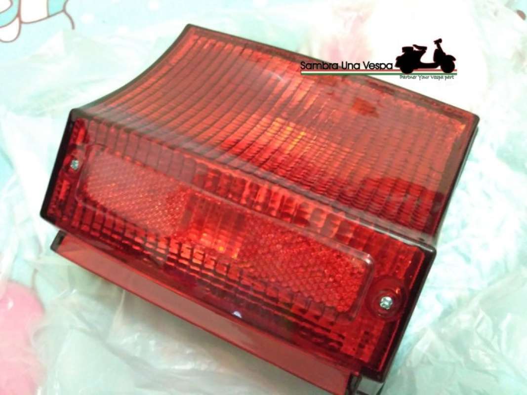 Promo Stoplamp Lampu Stop Lamp Belakang Vespa Excel 200 150 Import ...