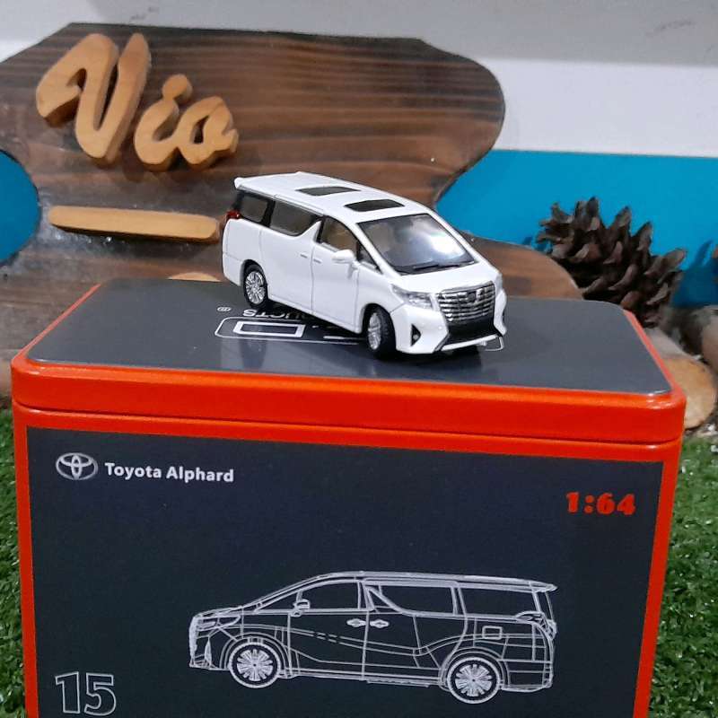 Jual Diecast Miniatur Toyota Alphard GCD skala 1:64 di Seller Vio_car_collection_diecast ...