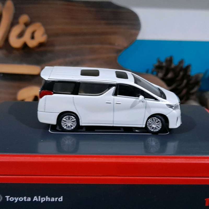 Jual Diecast Miniatur Toyota Alphard GCD skala 1:64 di Seller Vio_car_collection_diecast ...