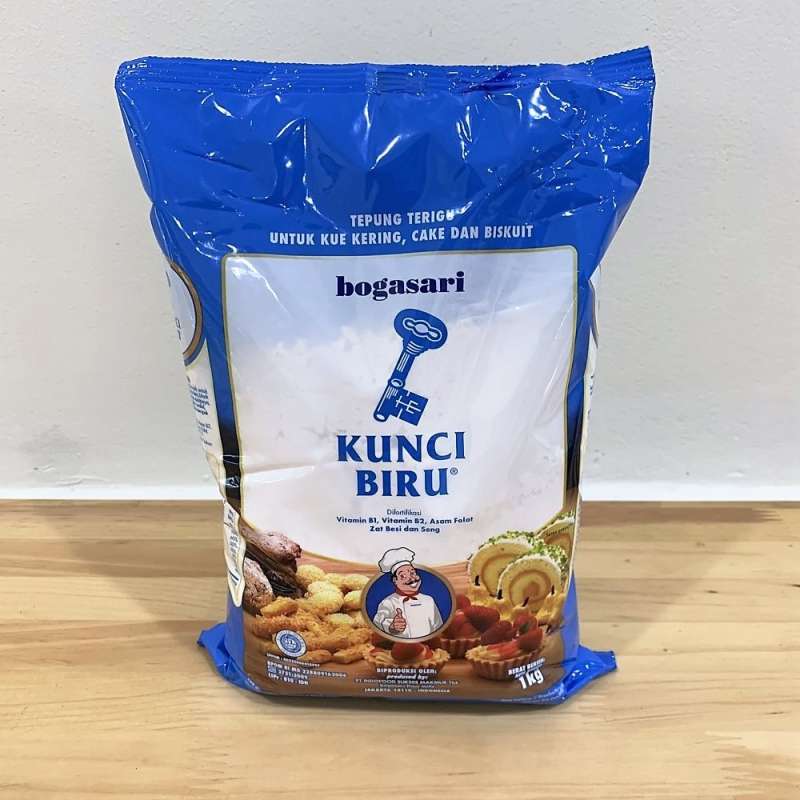 Jual Bogasari 1 Kg Varian Kunci Biru Segitiga Cakra Kembar Tepung ...